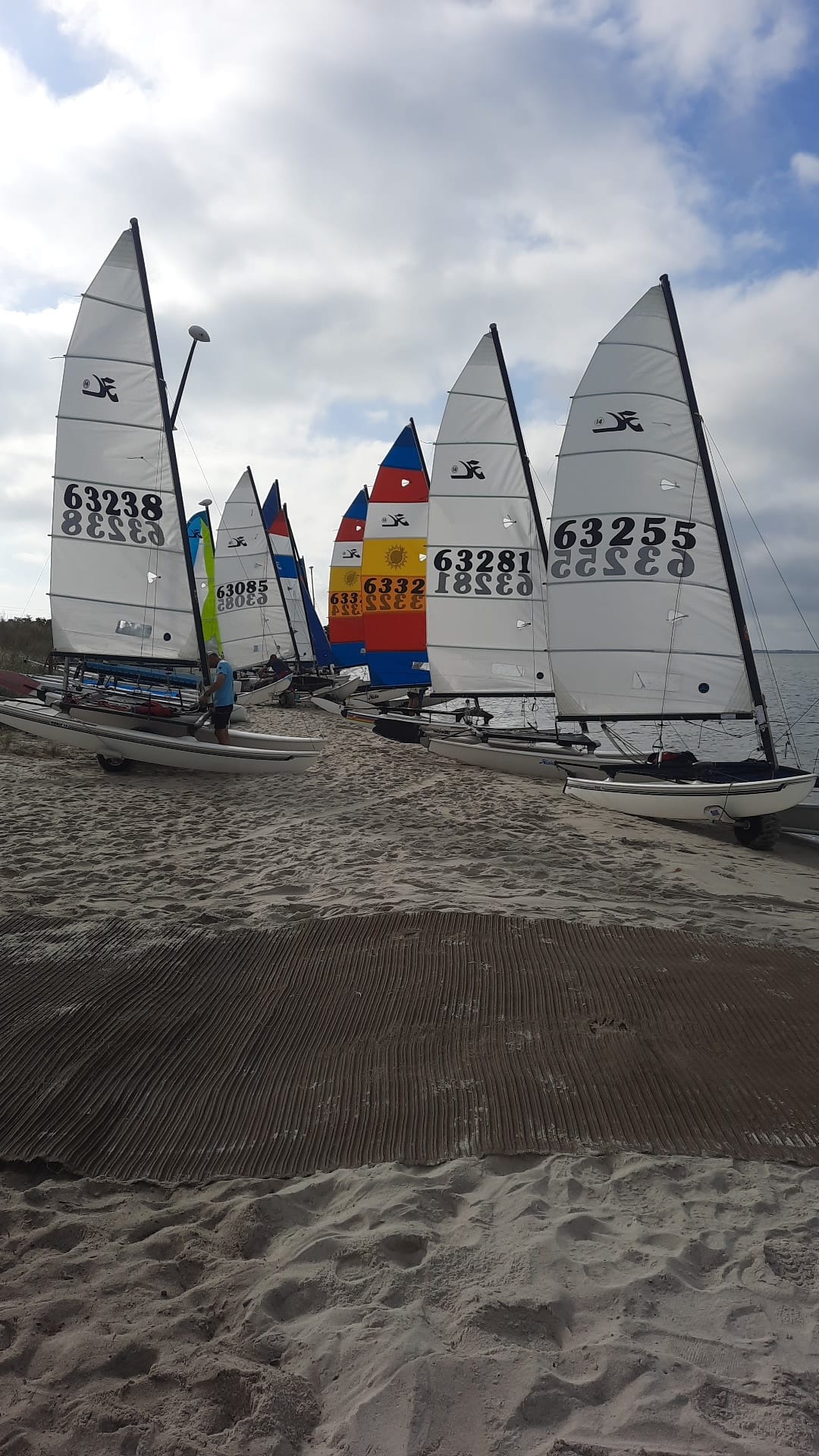 Welcome to BBCC - Burlington Beach Catamaran Club